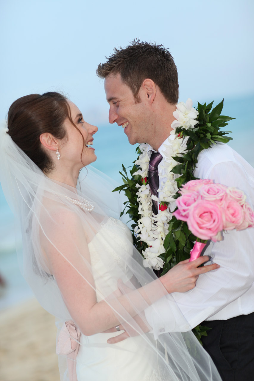 Hawaii Wedding Package - Sacred Hawaiian Wedding Package